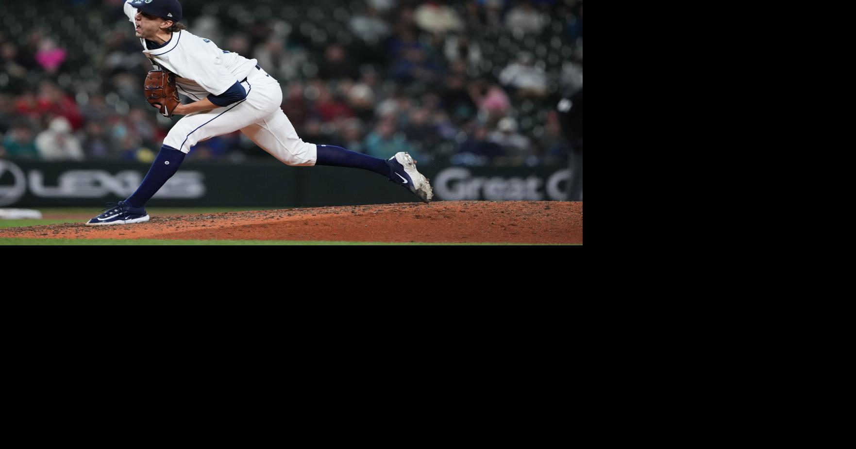 Gilbert dominant on mound and gets help from Rodríguez in the field as ...