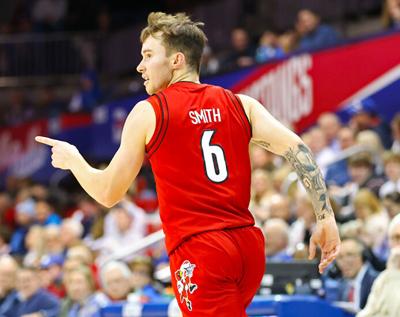 How did Reyne Smith get 3-point record? Credit six helping teammates ...