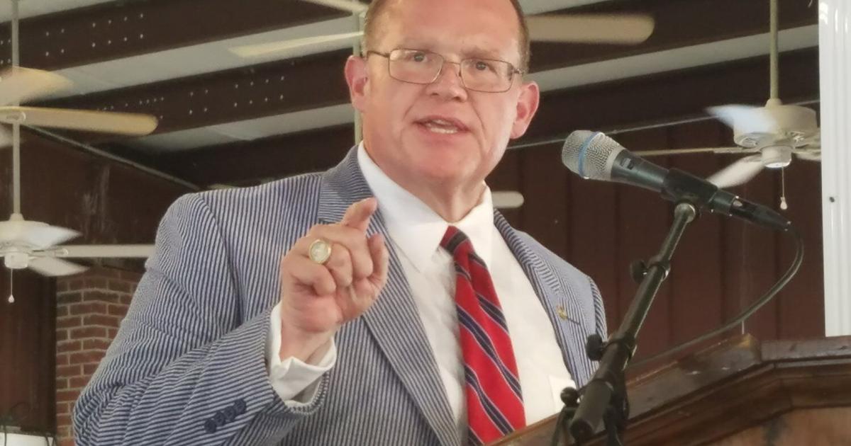 Nickell formally sworn in as justice of Ky. Supreme Court | State ... Nickell formally sworn in as justice of Ky. Supreme Court | State ...