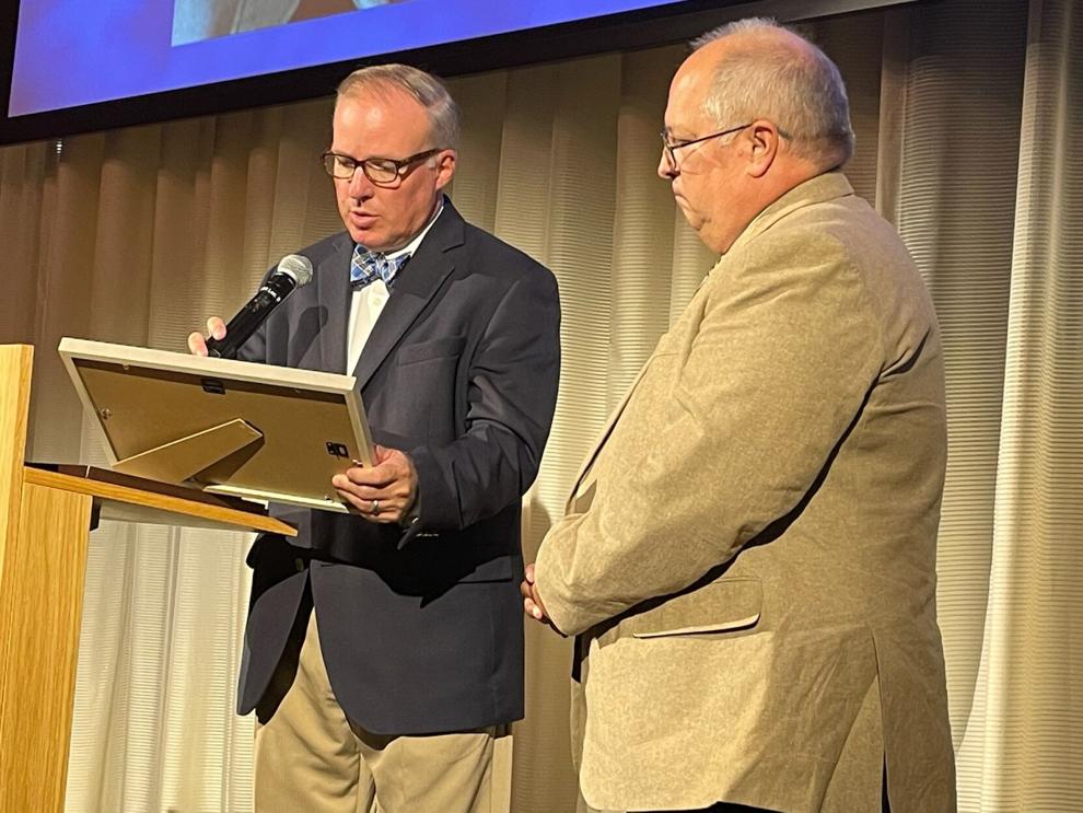 Kentucky Today managing editor inducted into Ky. Journalism Hall of ...