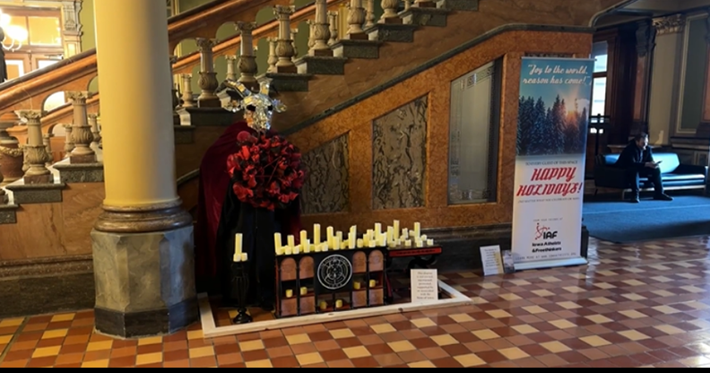 Satanic Temple display at Iowa Capitol spurs outrage, debate, prayer ...
