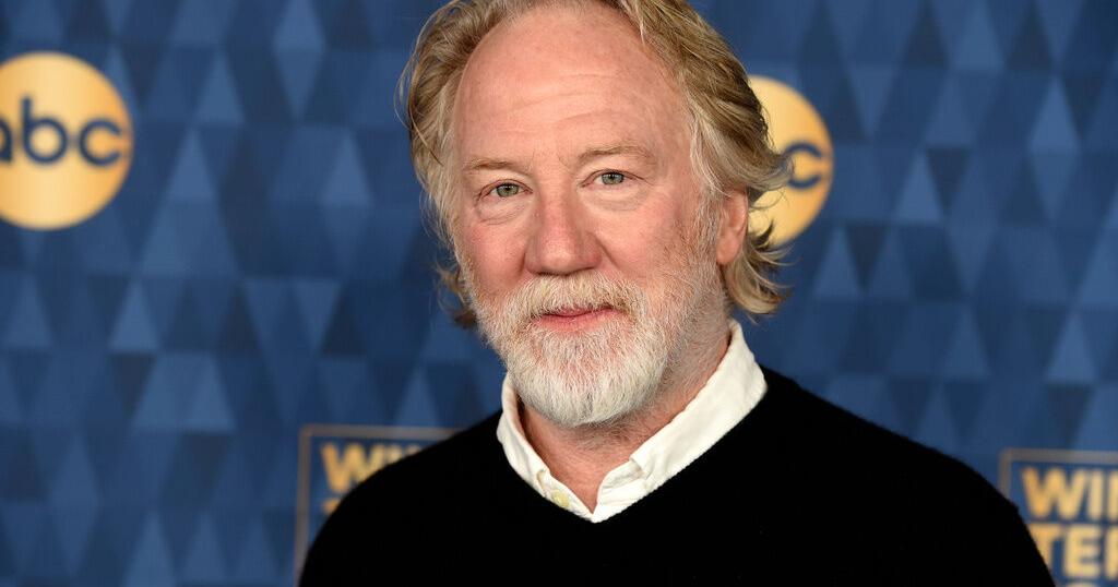 'West Wing' actor Timothy Busfield turns himself in to face child sex ...