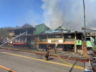 Downtown fire affects travel to Smokies through Gatlinburg | News ...