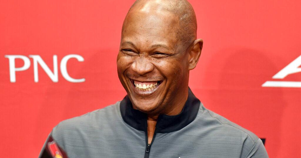 Payne sees good signs in his bid to build Louisville's hoops culture ...
