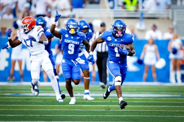 Where there's a will, there's a Ray: Cats dominate Gators to make it 5 ...