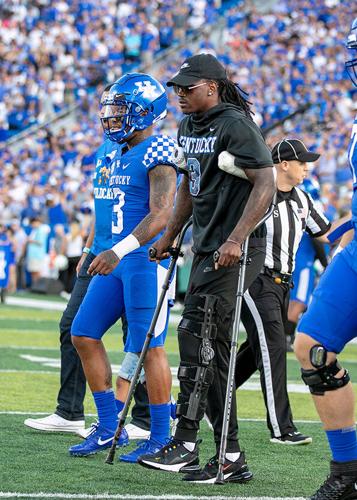 PHOTO GALLERY: Kentucky loses heartbreaker to Florida | Kentucky-sports ...