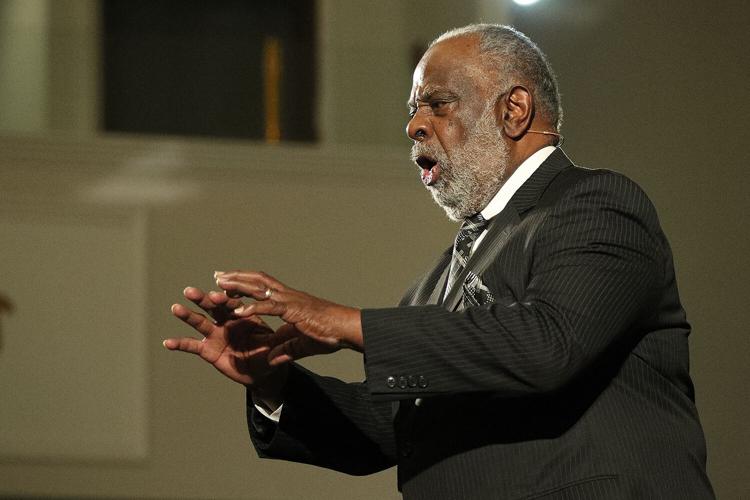 Bishop, Smith close Pastors’ Conference with passionate preaching ...