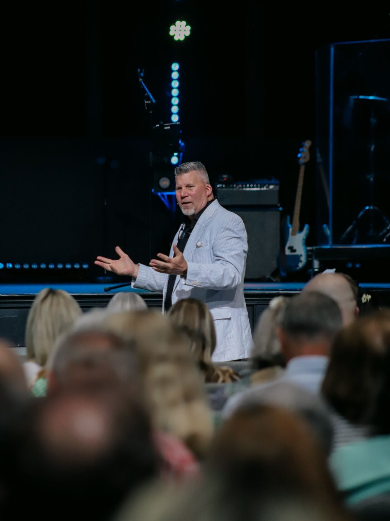 15,000 baptisms and counting in Ayers’ 35-year ministry at Hillvue ...