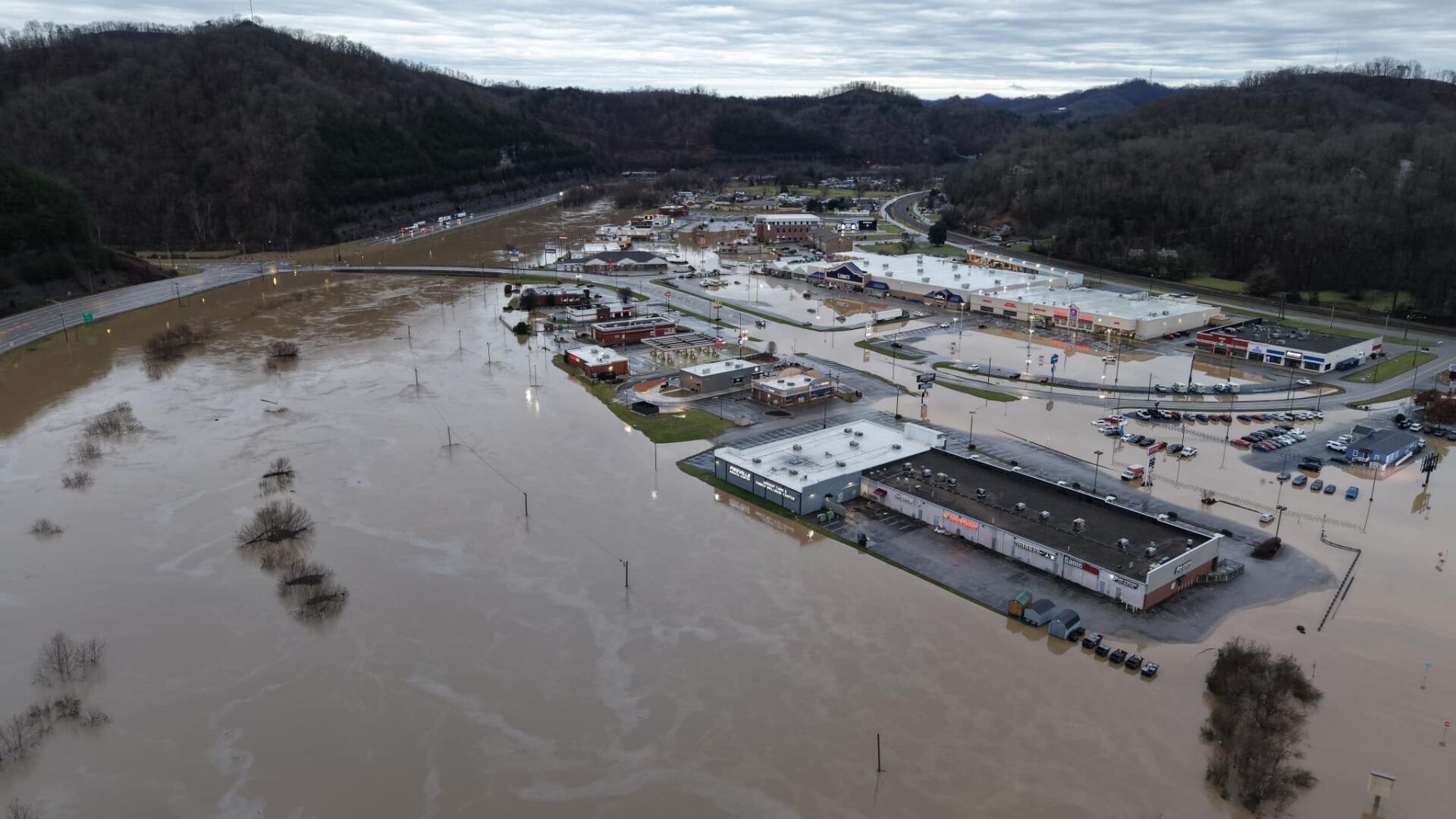 Eastern Kentucky dealing with another round of severe flooding; at ...