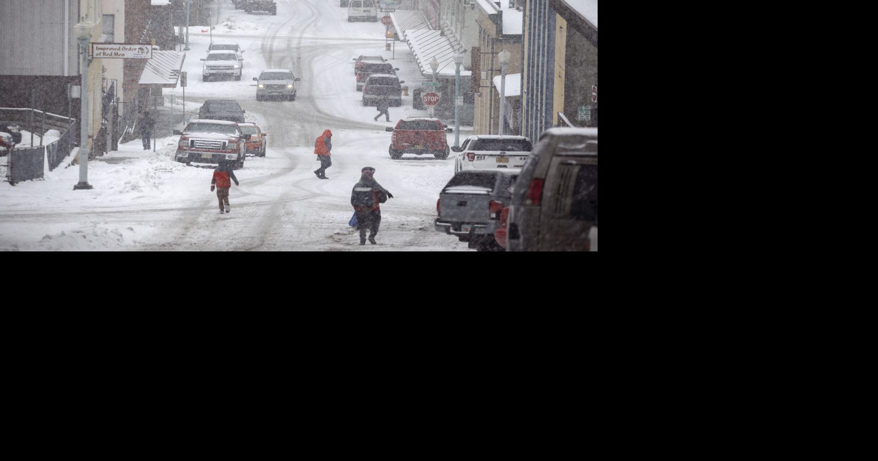 Snow on Main | Photos | ketchikandailynews.com