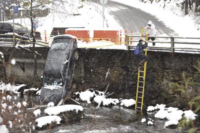 LARGEST snowfall since March 2008 causes power outages, closures ...