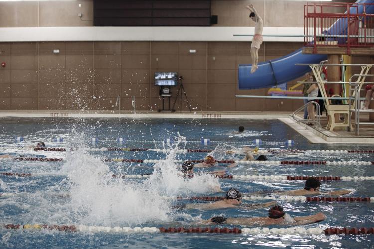 Kayhi swimmers and divers host pair of Southeast meets at Gateway ...
