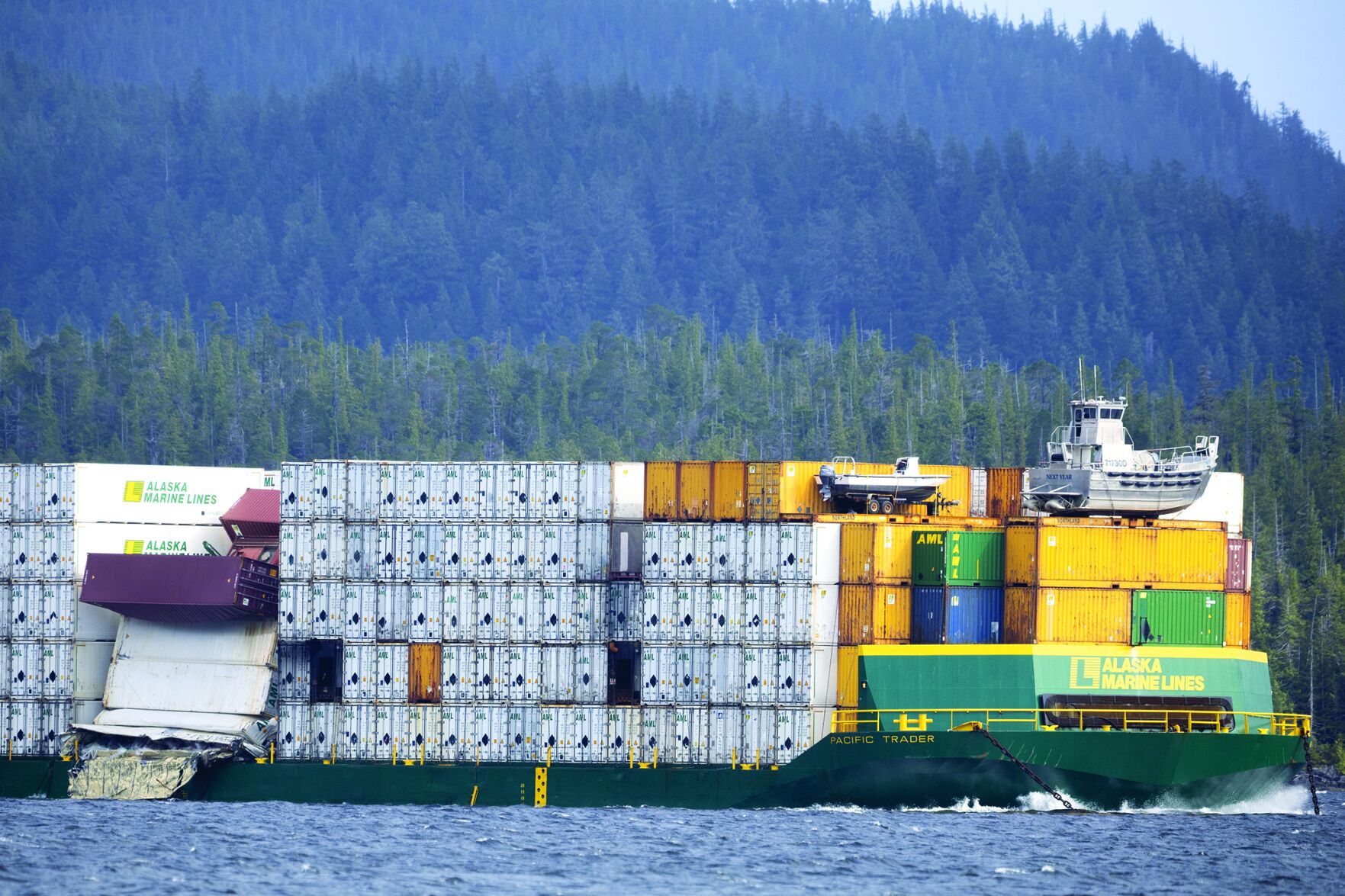 AML deals with precarious load | Local News | ketchikandailynews.com