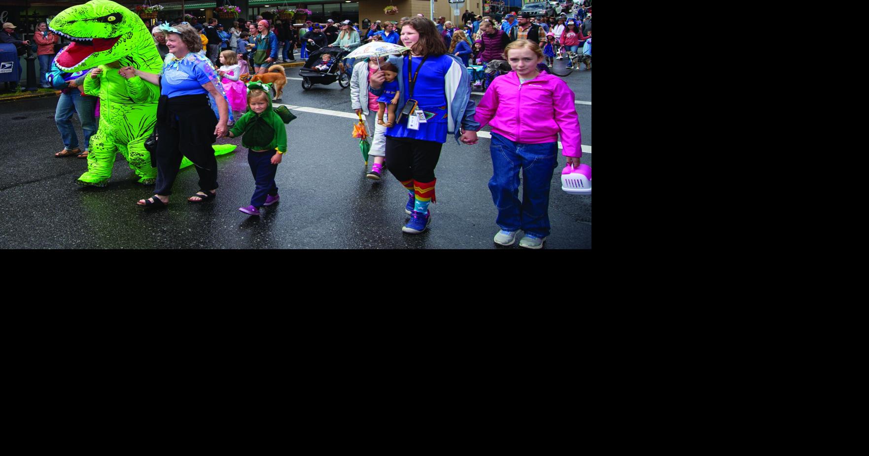 Blueberry Arts Festival begins with art opening, parade | Local News ...