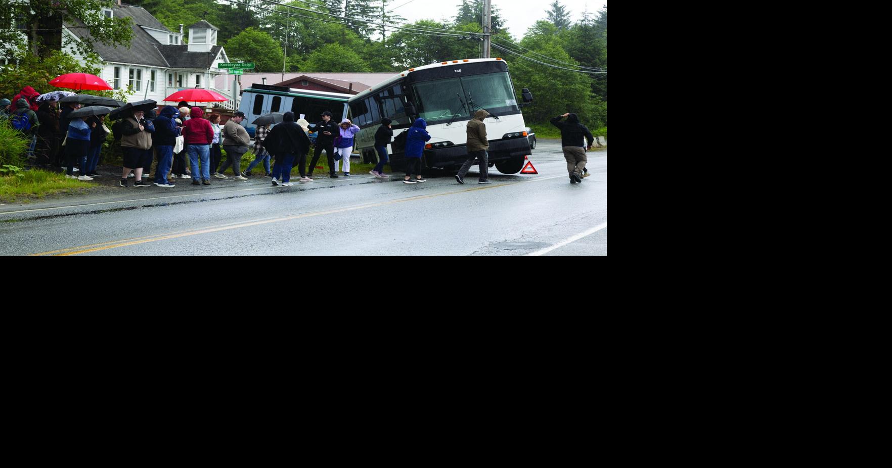 Bus and Sign | Photos | ketchikandailynews.com