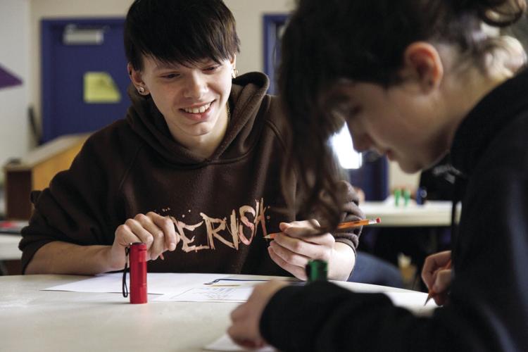NSWCCD highlights STEM in KTN | Education | ketchikandailynews.com