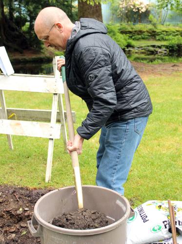 Tree planting marks Arbor Day anniversary | Local News ...