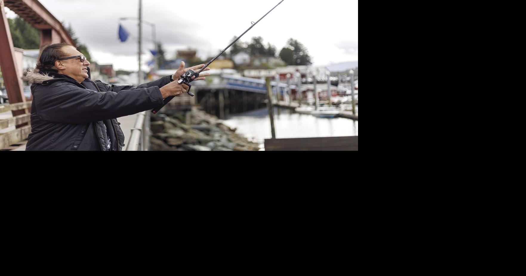 Casting a line | Photos | ketchikandailynews.com