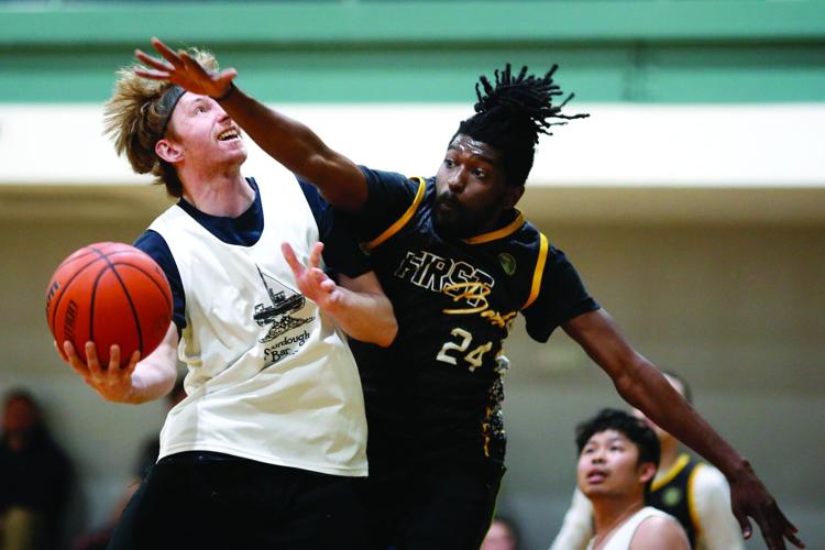 Sourdough Bar wins City League title | Sports | ketchikandailynews.com