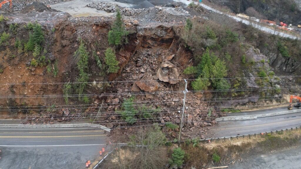 Rockslide closes N. Tongass Hwy. in Wolfe Point project area | Local ...