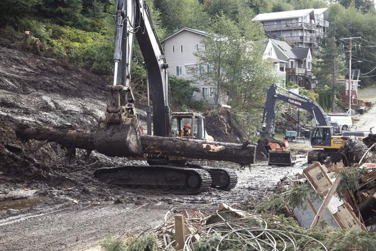 Landslides update: Thursday's rain to pause debris removal work | Local ...