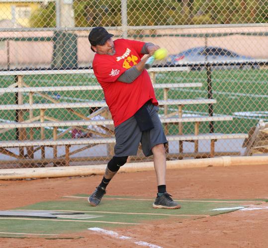 Snappers jump to top of Jewfish Softball League by snapping Jaibas' two ...