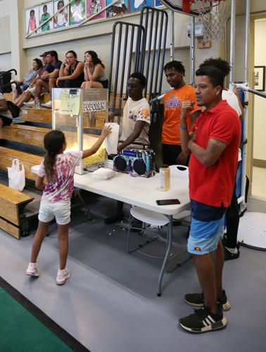 20230624score Faces Popcorn Machine At Douglass Gym