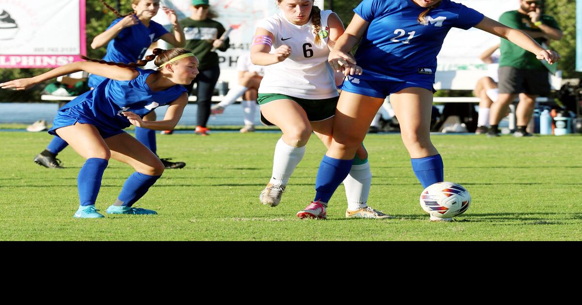 Lady 'Canes claim fourth straight win to open season | Local School ...