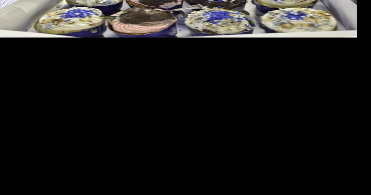 Nurses spread sweet cheer at LKMC | Community | keysnews.com