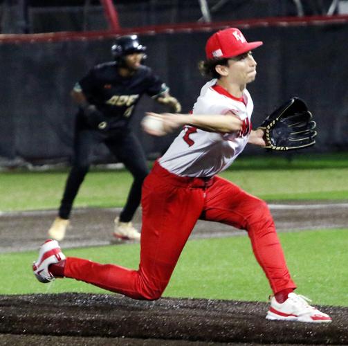 ATHLETES OF THE WEEK: Vinnie Moline, JC Lampas-Gormley; Key West ...