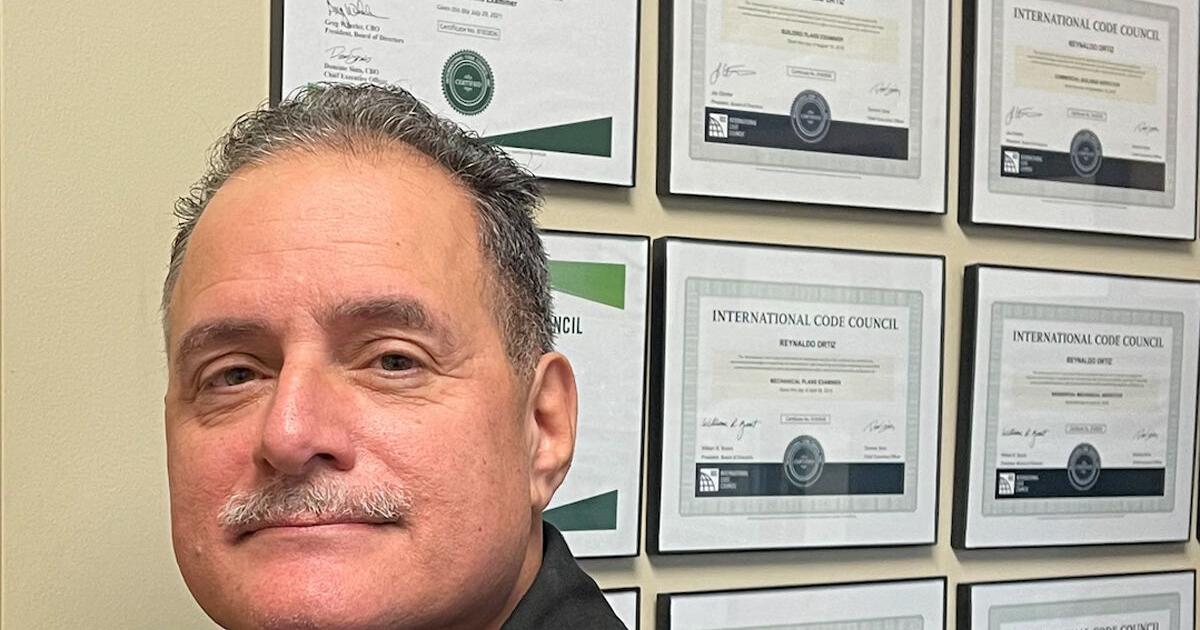 Building official earns master certification | Bottom Line | keysnews.com
