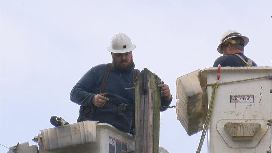 Special Report: The Life of a Lineman following an ice storm | News ...