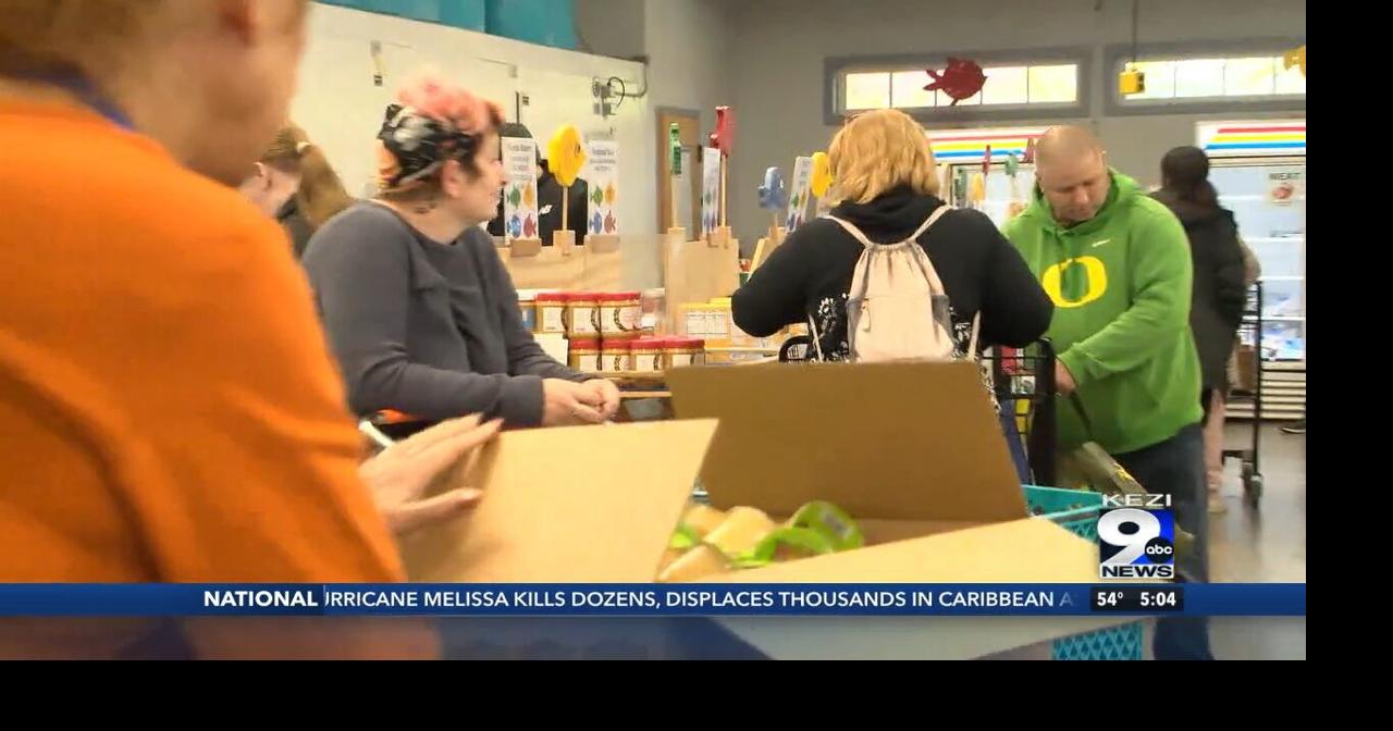 Overwhelming demand strains Roseburg food pantry as SNAP deadline ...