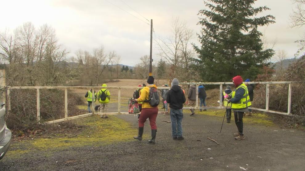 Volunteers search for missing Siletz man in Lebanon | News | kezi.com