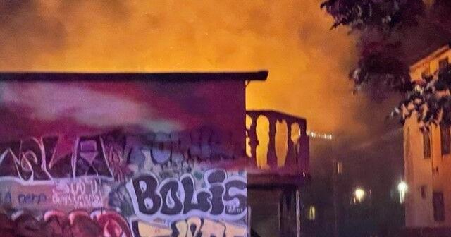 Residents evacuated after three-alarm apartment fire in Eugene | News ...