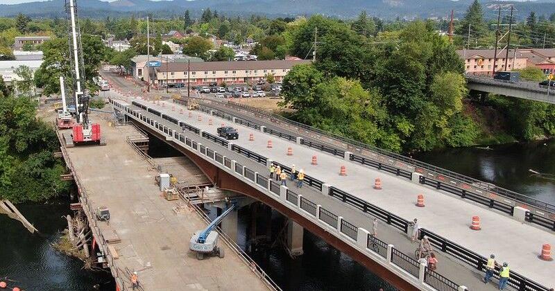 New Van Buren Bridge in Corvallis opens to traffic and pedestrians ...