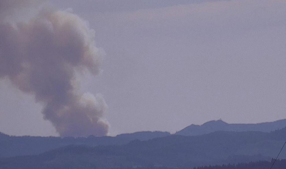 Multiple air and ground crews respond to Letsom Mountain Fire | News ...