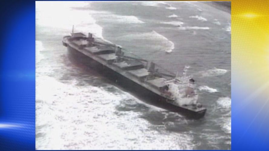 Coos Bay looks back on 25th anniversary of New Carissa shipwreck ...