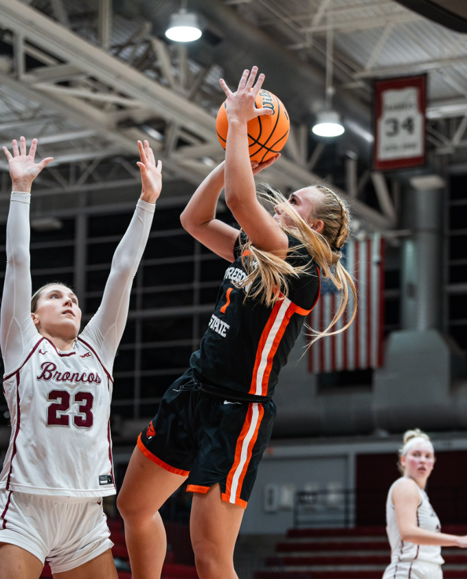 OSU WBB: Kennedie Shuler puts on hero cape as Beavers take down Santa ...