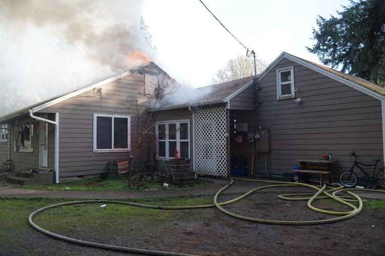 Lebanon firefighters extinguish house fire off Old Santiam Highway ...