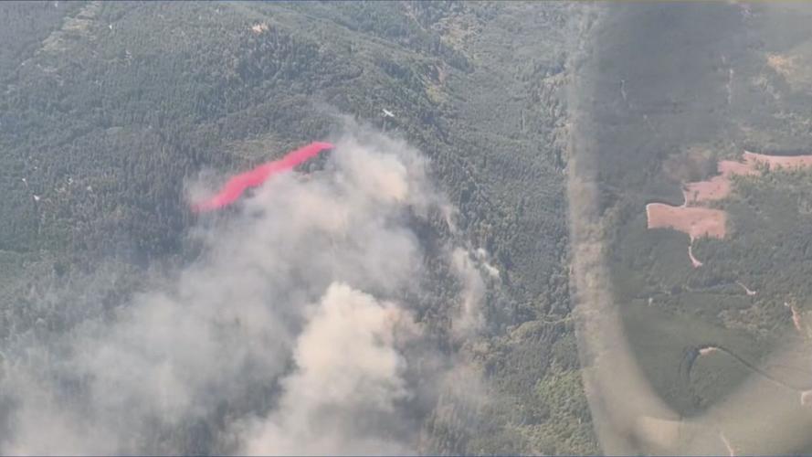 Wiley Creek fire reaches 15% containment, officials prepare for extreme ...