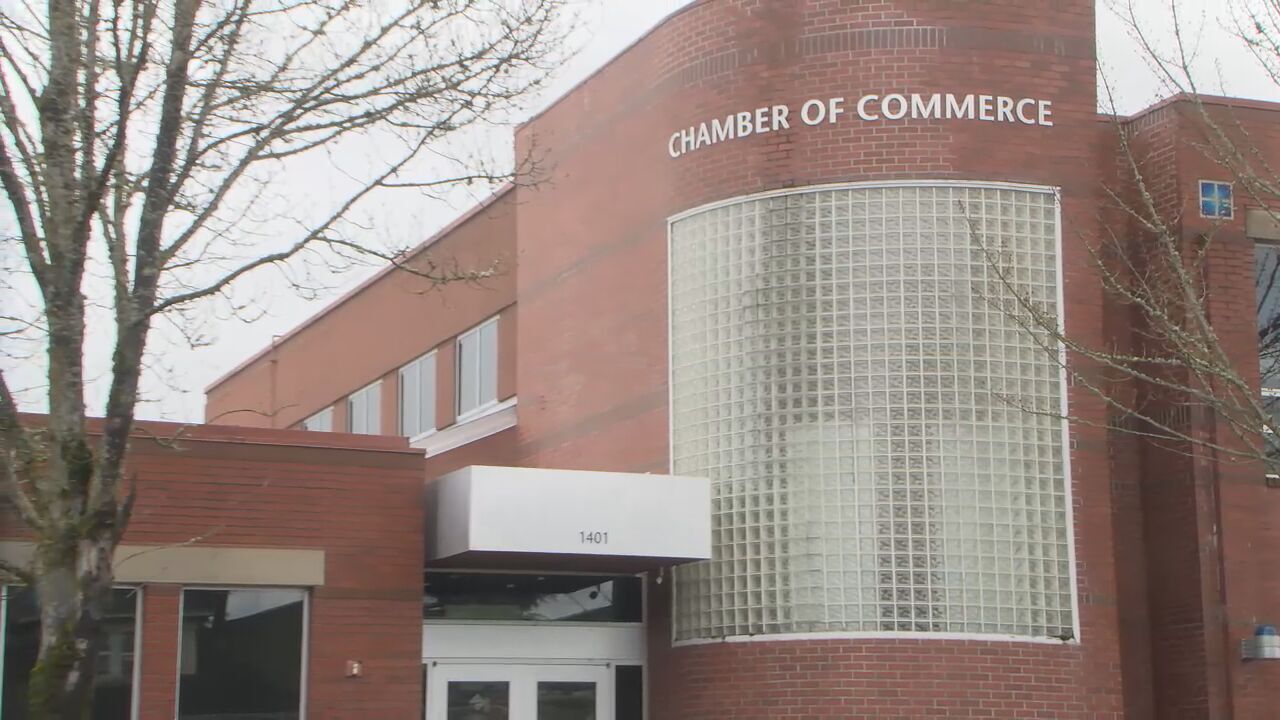 Eugene Area Chamber of Commerce gathering signatures for referendum for ...