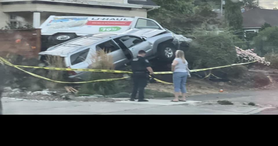 Driver and passenger suffer minor injuries in two-vehicle crash | News ...