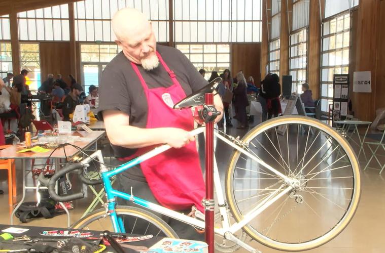 Free Fix-It Fair helps community to repair common household items ...