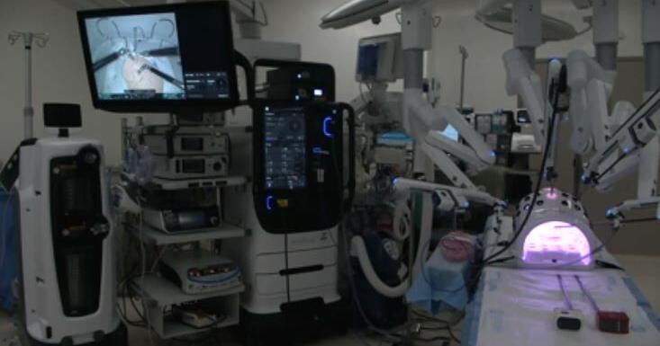 RiverBend Hospital introduces new surgical robot that offers multiple ...