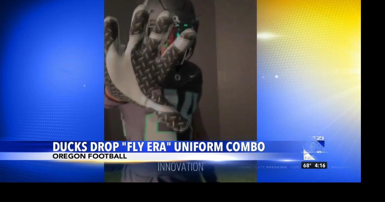 Oregon Ducks football show off "Fly Era" uniform | Video | kezi.com