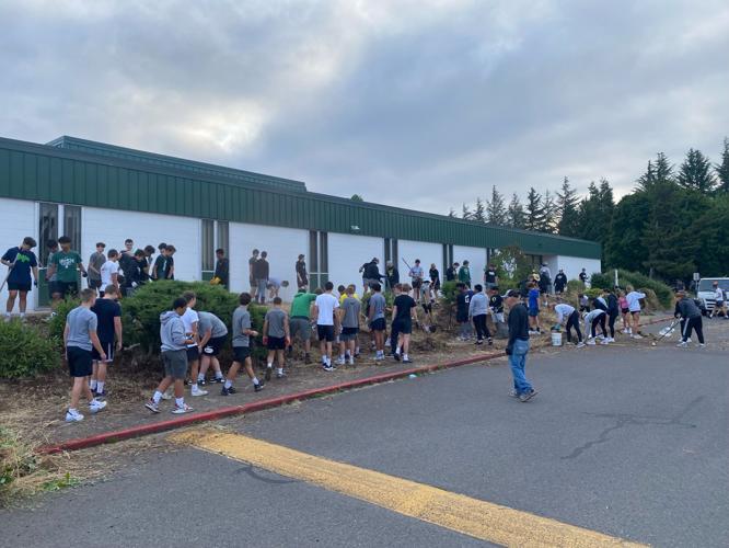 Sheldon students and staff clean up high school | News | kezi.com