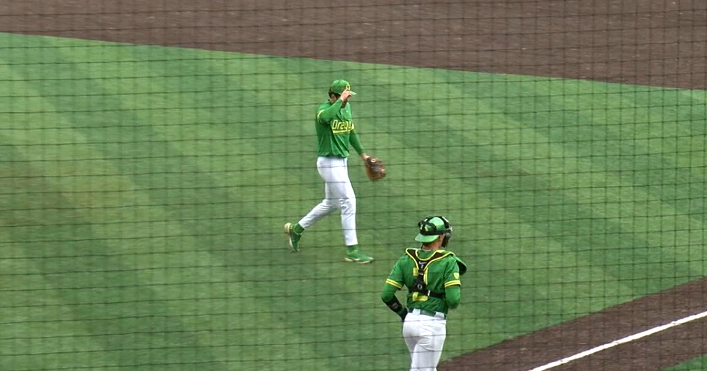 Oregon BSB: Ducks' pitcher Isaac Ayon returns for senior season | Ducks ...