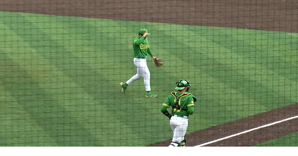 Oregon BSB: Ducks' pitcher Isaac Ayon returns for senior season | Ducks ...