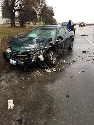 Four people injured in a crash at Trent & Flora in Spokane Valley ...